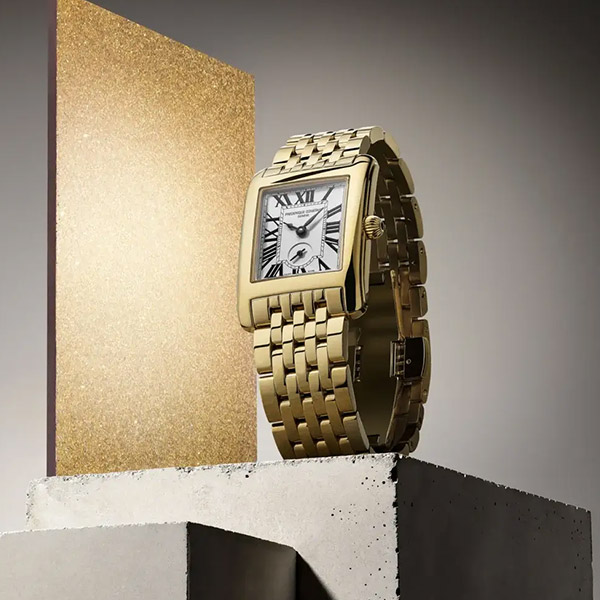 Classics Carree Small Seconds | Maison Cadrans